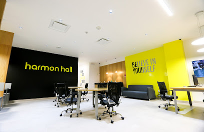 Harmon Hall León en León